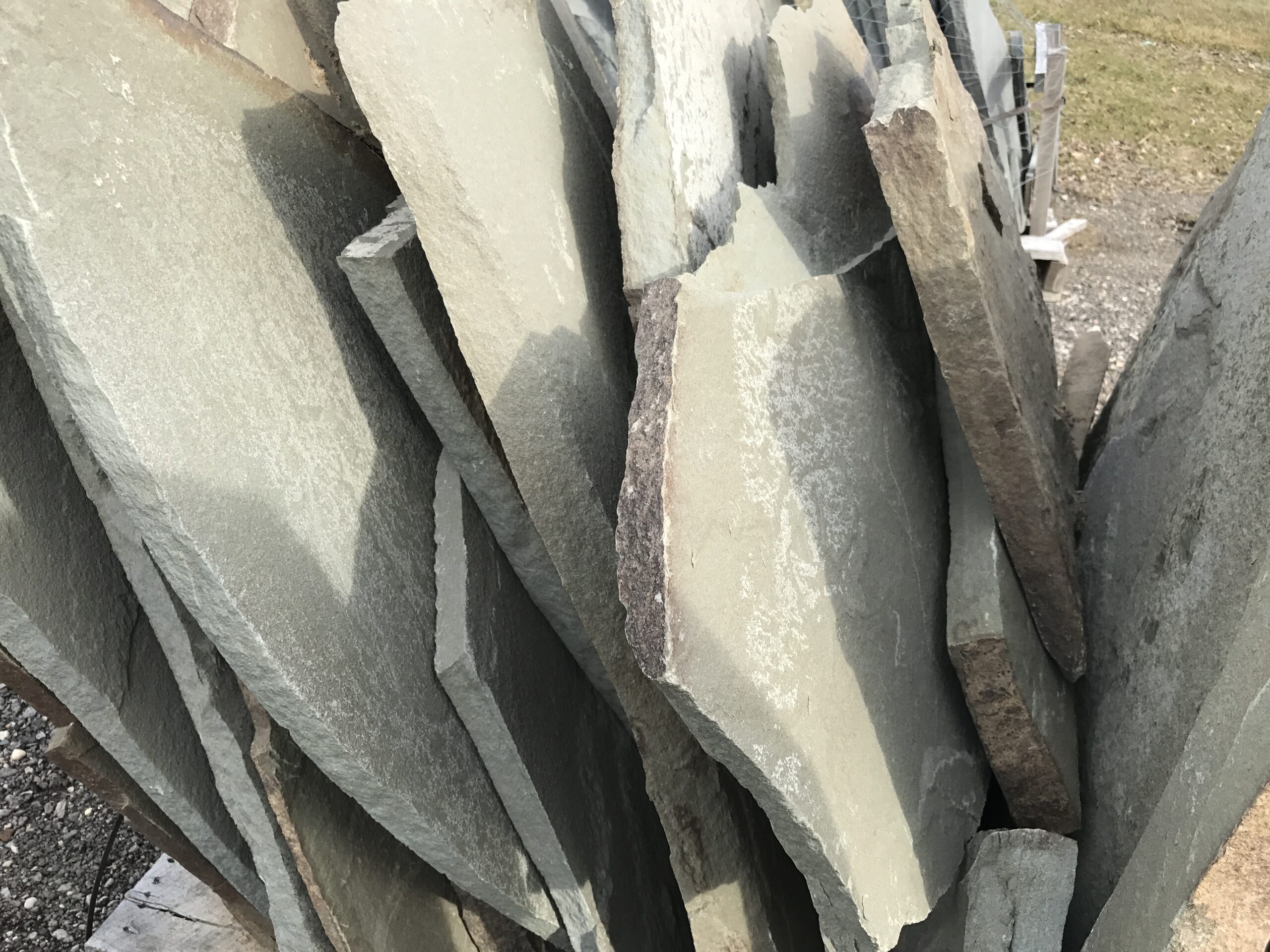 New York Bluestone Flagstone 1" - 1.75" - Greenline Inc.